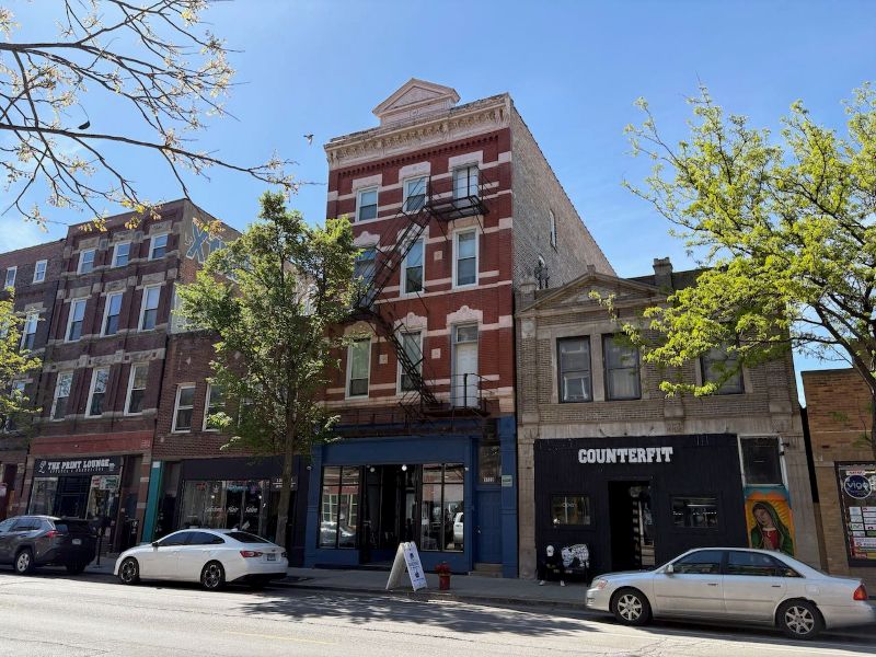 SVN Chicago Commercial brokers sale of six-unit mixed-use building in Chicago’s Pilsen ...