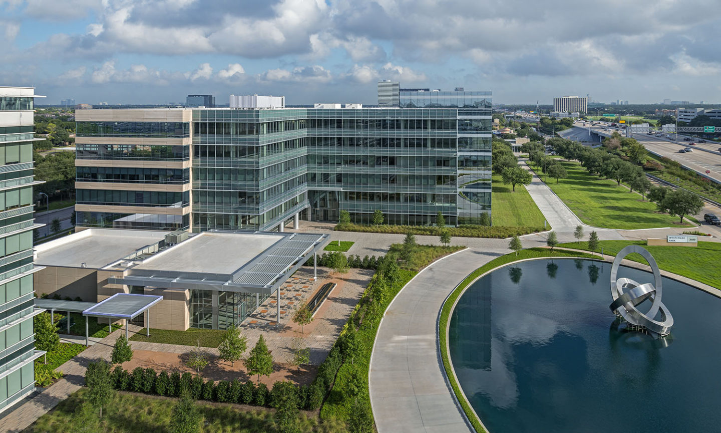 Vroom expands with new 102,000-SF lease in Houston’s Westchase Park ...