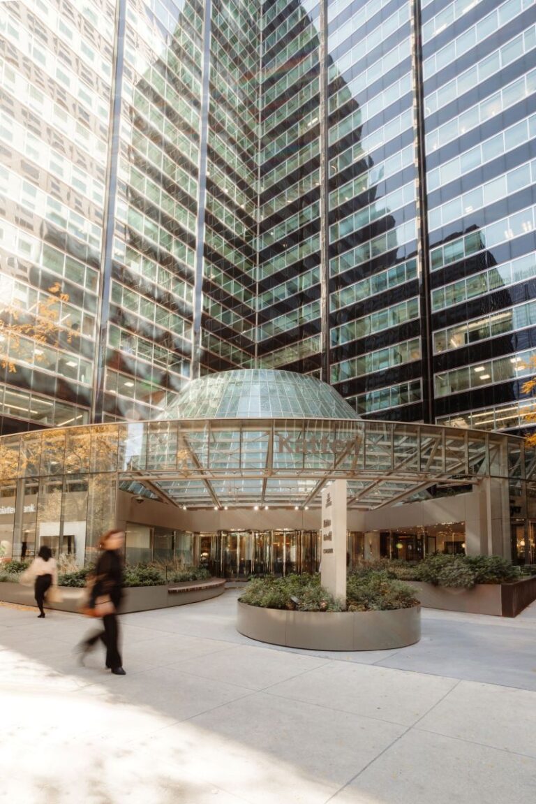 Tishman Speyer secures two full-floor leases at Chicago’s 525 West ...