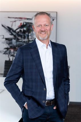 Bradford Allen names president of brokerage services in Chicago office ...