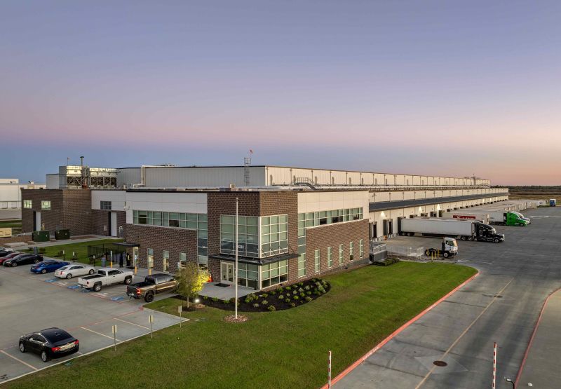 JLL Capital Markets negotiates sale of 297,640-square-foot cold-storage ...