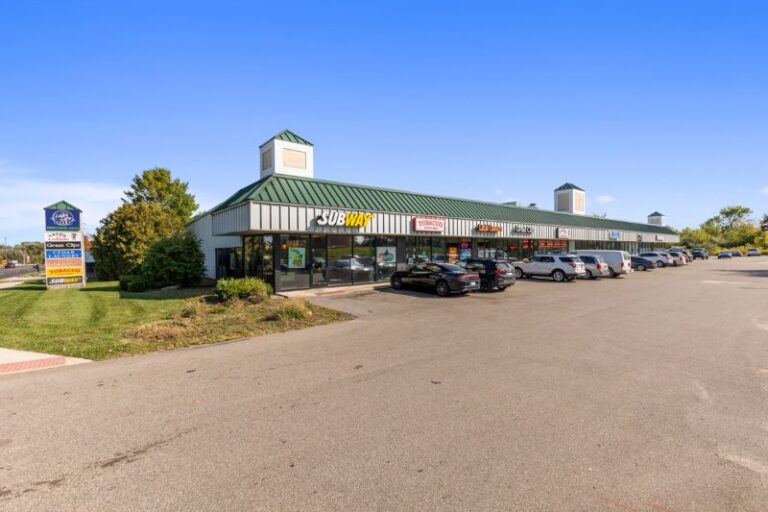 Marcus & Millichap negotiates sale of 10-suite strip center in Cedar ...