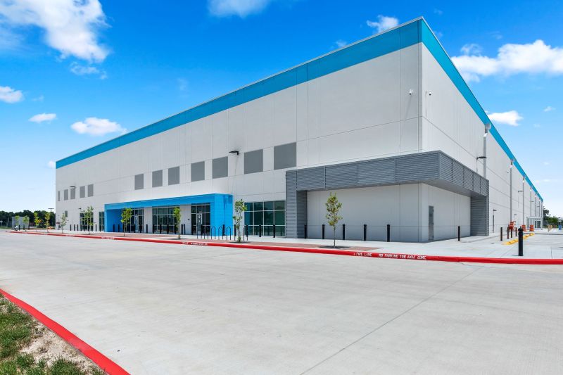 JLL Capital Markets brokers sale of 141,360-square-foot industrial ...