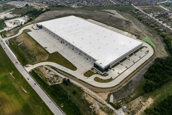 JLL Capital Markets sells 568,632-square-foot industrial building in ...