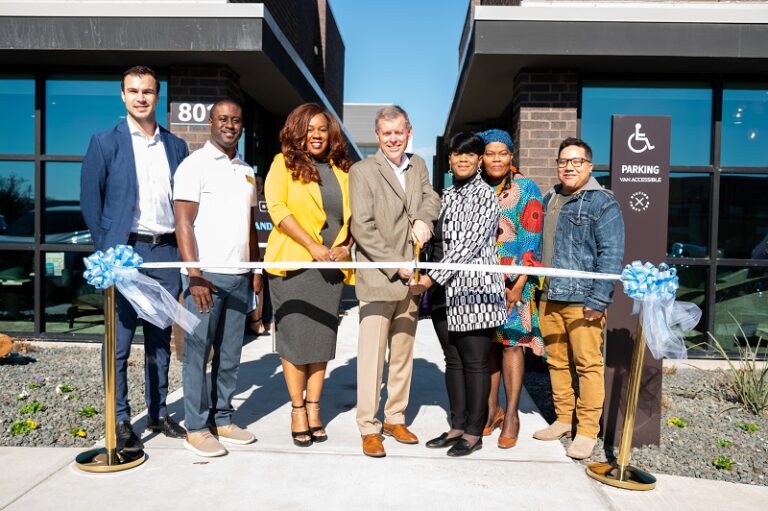 NRP Group celebrates opening of 368-unit multifamily project in Killeen ...