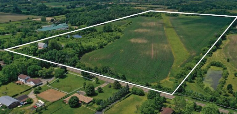 Lee & Associates negotiates $1.39 million sale of 74-acre site in Zion ...