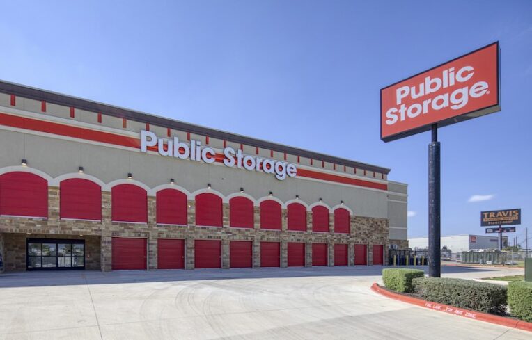 CBRE arranges sale of 550-unit self-storage facility – REJournals