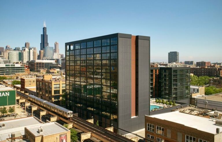 Waterton acquires 263-unit apartment community in downtown Chicago ...