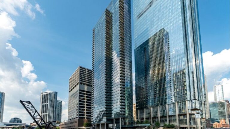 JLL Capital Markets closes $141 million refinancing for Wolf Point West ...