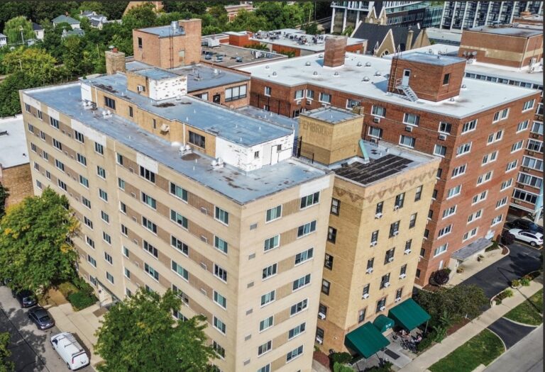 Essex Realty Group marketing 63-unit apartment building in Evanston ...