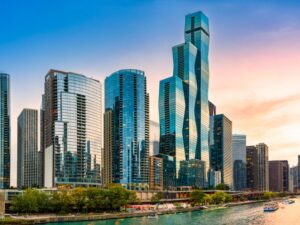 Momentum building for downtown Chicago office leasing? JLL report says ...